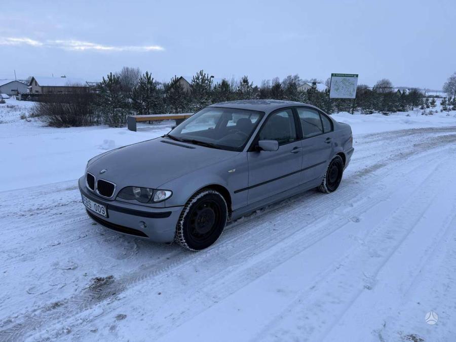 Pelēks BMW 320 2003 Raseiniai, ar dzinēja tilpumu 2.00 L un nobraukumu 235 tūkst. km par 1500 €, foto 1 vietnē AUTOMOTO.COM.LV