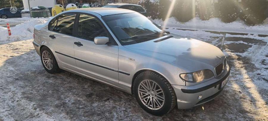 Grey BMW 320 2003 in Vilnius, with an engine capacity of 2.00 L and mileage of 381 thousand km for 1650 €, photo 1 on AUTOMOTO.COM.LV