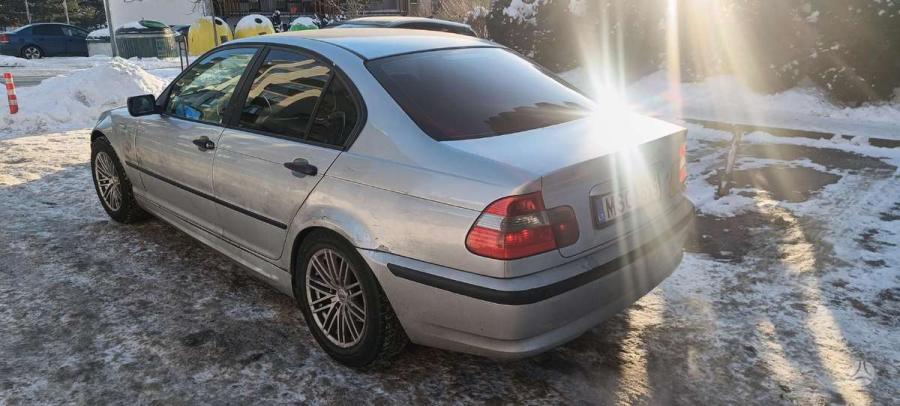Grey BMW 320 2003 in Vilnius, with an engine capacity of 2.00 L and mileage of 381 thousand km for 1650 €, photo 3 on AUTOMOTO.COM.LV