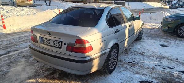 Grey BMW 320 2003 in Vilnius, with an engine capacity of 2.00 L and mileage of 381 thousand km for 1650 €, photo 4 on AUTOMOTO.COM.LV