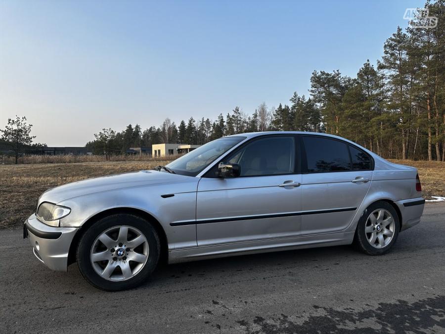 Pelēks BMW 320 2003 Viļņa, ar dzinēja tilpumu 2.00 L un nobraukumu 334 tūkst. km par 1350 €, foto 4 vietnē AUTOMOTO.COM.LV