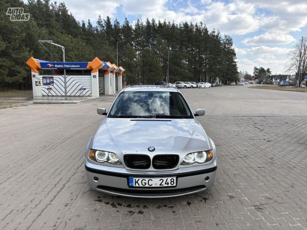 Grey BMW 320 2003 in Varena, with an engine capacity of 2.00 L and mileage of 385 thousand km for 1550 €, photo 2 on AUTOMOTO.COM.LV