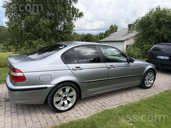 Grey BMW 320 2003 in Tukums, with an engine capacity of 2.00 L and mileage of 368 thousand km for 2400 €, photo 5 on AUTOMOTO.COM.LV