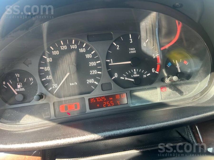 Grey BMW 320 2003 in Daugavpils, with an engine capacity of 2.00 L and mileage of 354 thousand km for 2500 €, photo 9 on AUTOMOTO.COM.LV