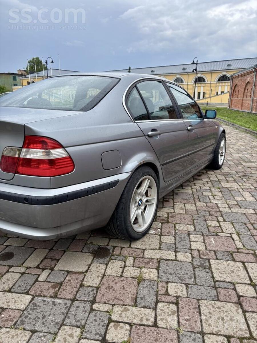 Grey BMW 320 2003 in Daugavpils, with an engine capacity of 2.00 L and mileage of 295 thousand km for 2800 €, photo 6 on AUTOMOTO.COM.LV