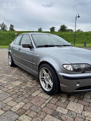 Grey BMW 320 2003 in Daugavpils, with an engine capacity of 2.00 L and mileage of 295 thousand km for 2800 €, photo 7 on AUTOMOTO.COM.LV