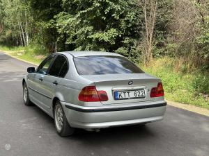 Grey BMW 320 2003 in Vilnius, with an engine capacity of 2.00 L and mileage of 382 thousand km for 1000 €, photo 8 on AUTOMOTO.COM.LV