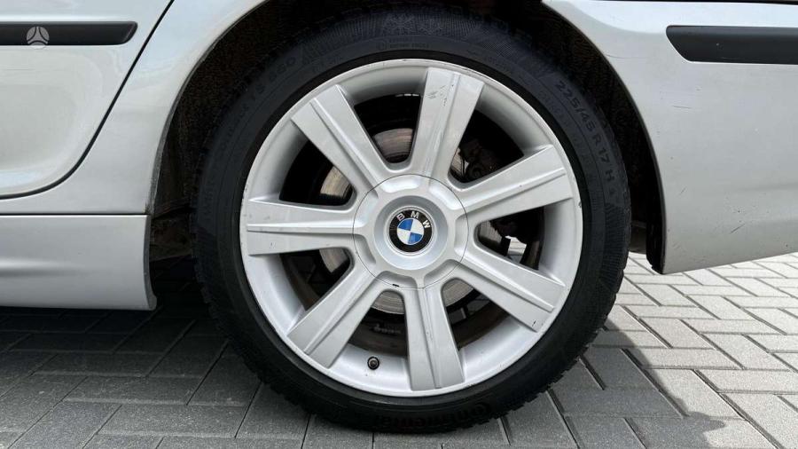 Pelēks BMW 320 2003 Viļņa, ar dzinēja tilpumu 2.00 L un nobraukumu 260 tūkst. km par 2150 €, foto 10 vietnē AUTOMOTO.COM.LV