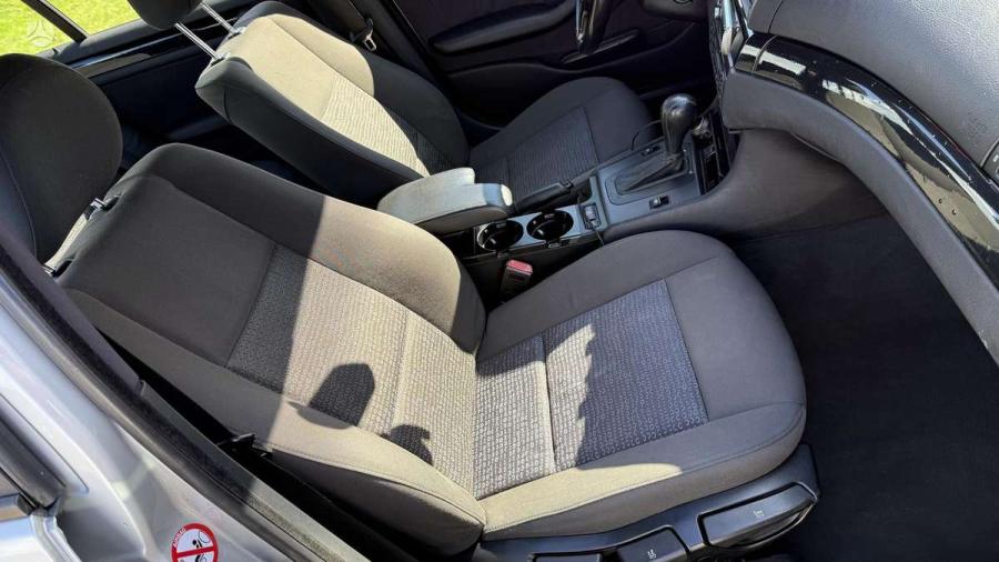 Pelēks BMW 320 2003 Viļņa, ar dzinēja tilpumu 2.00 L un nobraukumu 260 tūkst. km par 2150 €, foto 12 vietnē AUTOMOTO.COM.LV