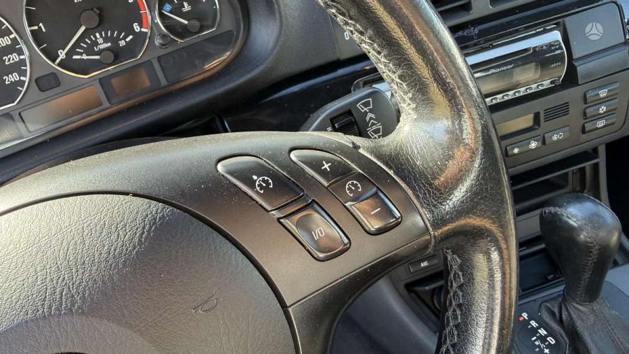 Pelēks BMW 320 2003 Viļņa, ar dzinēja tilpumu 2.00 L un nobraukumu 260 tūkst. km par 2150 €, foto 19 vietnē AUTOMOTO.COM.LV