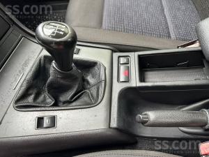 Grey BMW 320 2004 in Riga, with an engine capacity of 2.00 L and mileage of 262 thousand km for 3300 €, photo 19 on AUTOMOTO.COM.LV