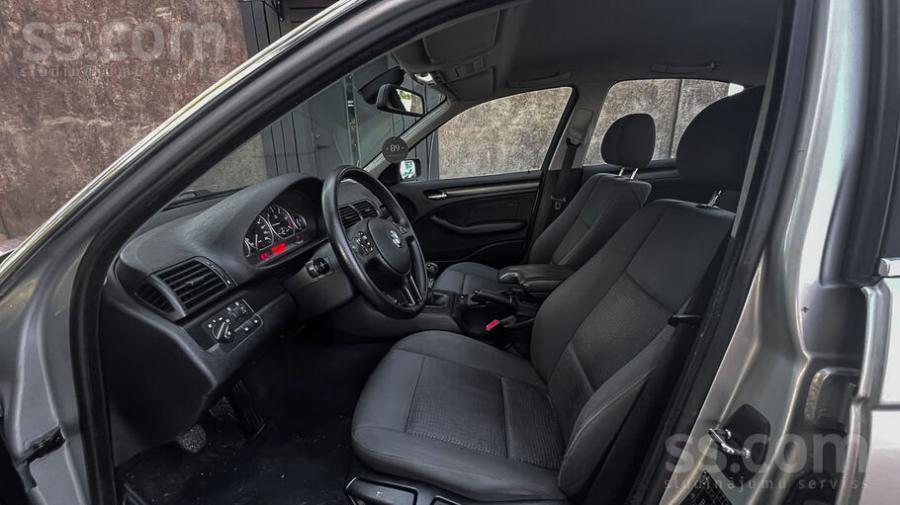 Pelēks BMW 320 2004 Rīga, ar dzinēja tilpumu 2.00 L un nobraukumu 294 tūkst. km par 2790 €, foto 11 vietnē AUTOMOTO.COM.LV