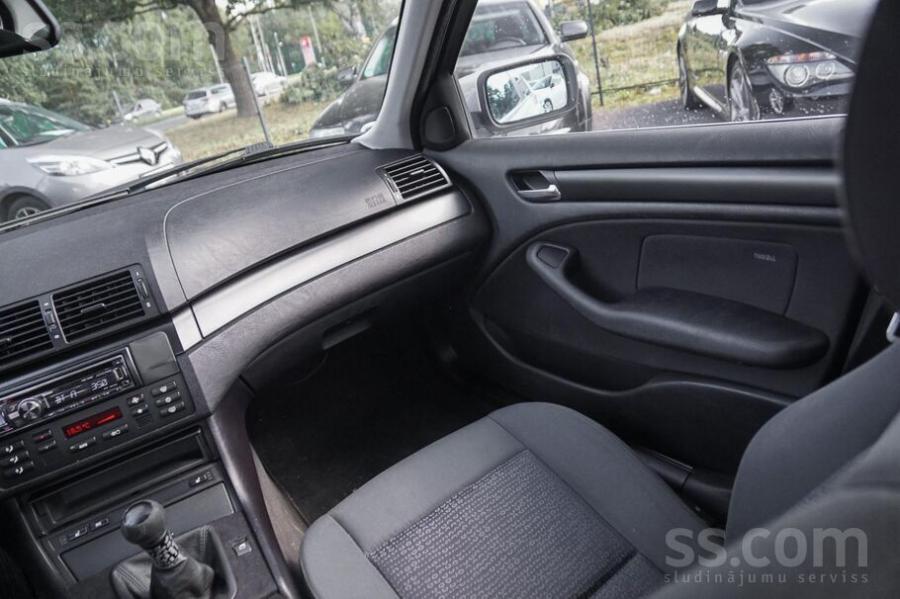 Pelēks BMW 320 2004 Rīga, ar dzinēja tilpumu 2.00 L un nobraukumu 291 tūkst. km par 2790 €, foto 10 vietnē AUTOMOTO.COM.LV