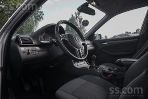 Pelēks BMW 320 2004 Rīga, ar dzinēja tilpumu 2.00 L un nobraukumu 291 tūkst. km par 2790 €, foto 11 vietnē AUTOMOTO.COM.LV