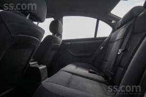 Pelēks BMW 320 2004 Rīga, ar dzinēja tilpumu 2.00 L un nobraukumu 291 tūkst. km par 2790 €, foto 16 vietnē AUTOMOTO.COM.LV