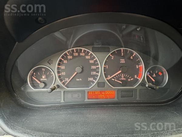 БМВ 320 2004 в Рига на AUTOMOTO.COM.LV Серый БМВ 320 2004 в Рига, объемом двигателя 2.00 л и пробегом 338 тыс. км за 1995 €, фото 4 на AUTOMOTO.COM.LV