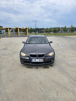 Pelēks BMW 320 2005 Liepāja, ar dzinēja tilpumu 2.00 L un nobraukumu 370 tūkst. km par 3700 €, foto 2 vietnē AUTOMOTO.COM.LV