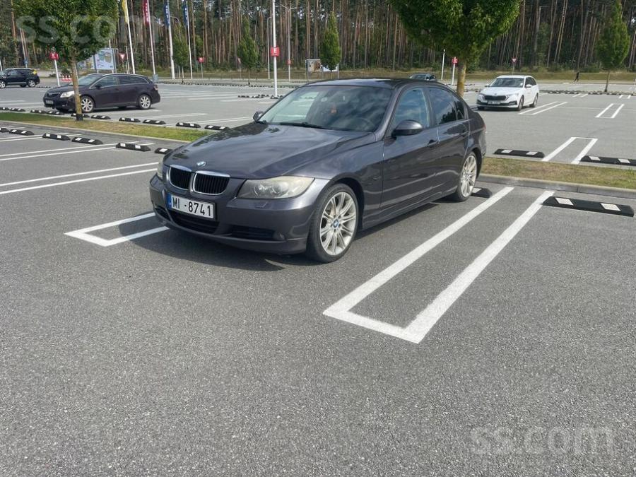 Grey BMW 320 2005 in Riga, with an engine capacity of 2.00 L and mileage of 397 thousand km for 3000 €, photo 3 on AUTOMOTO.COM.LV