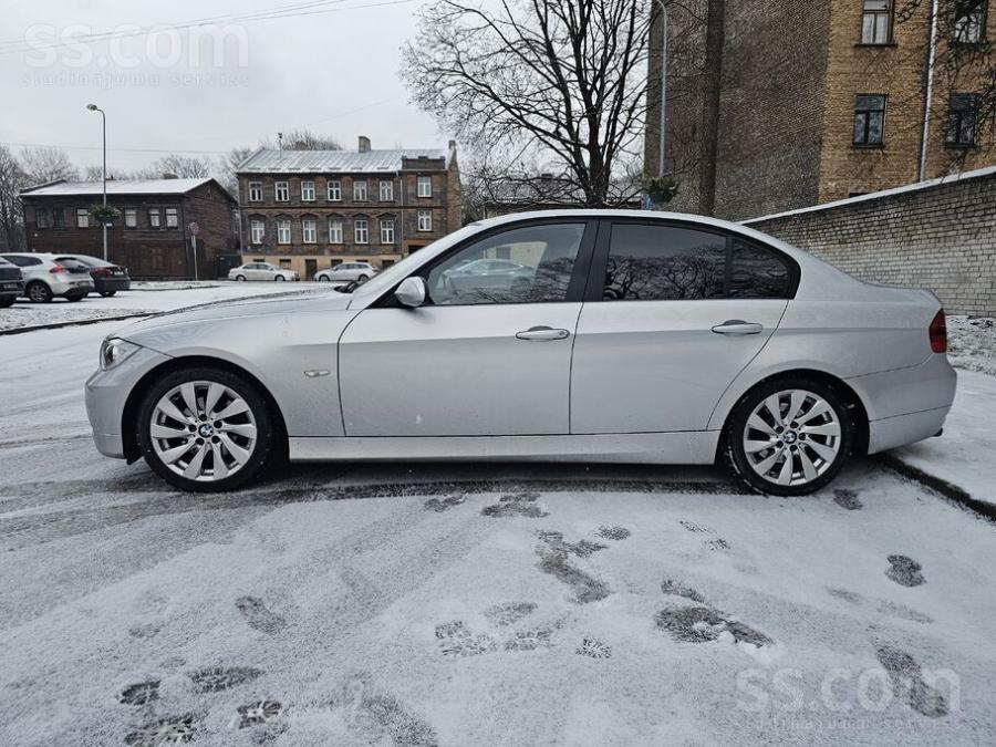 Pelēks BMW 320 2005 Rīga, ar dzinēja tilpumu 2.00 L un nobraukumu 367 tūkst. km par 4950 €, foto 2 vietnē AUTOMOTO.COM.LV