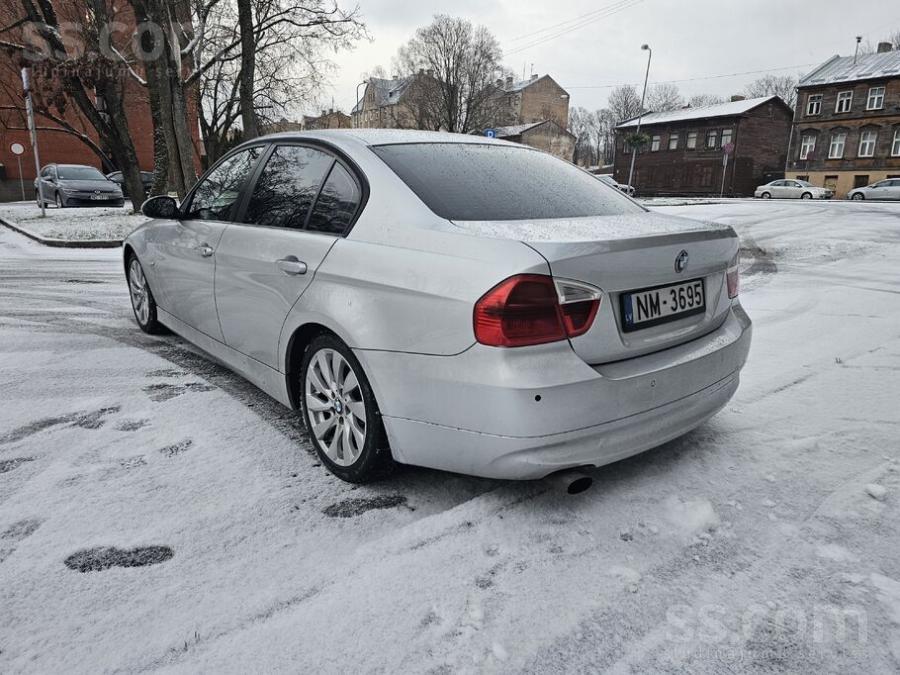Pelēks BMW 320 2005 Rīga, ar dzinēja tilpumu 2.00 L un nobraukumu 367 tūkst. km par 4950 €, foto 3 vietnē AUTOMOTO.COM.LV