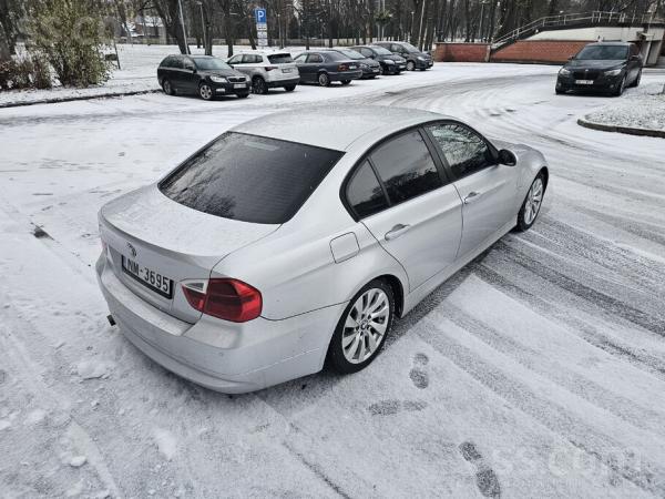 Pelēks BMW 320 2005 Rīga, ar dzinēja tilpumu 2.00 L un nobraukumu 367 tūkst. km par 4950 €, foto 5 vietnē AUTOMOTO.COM.LV