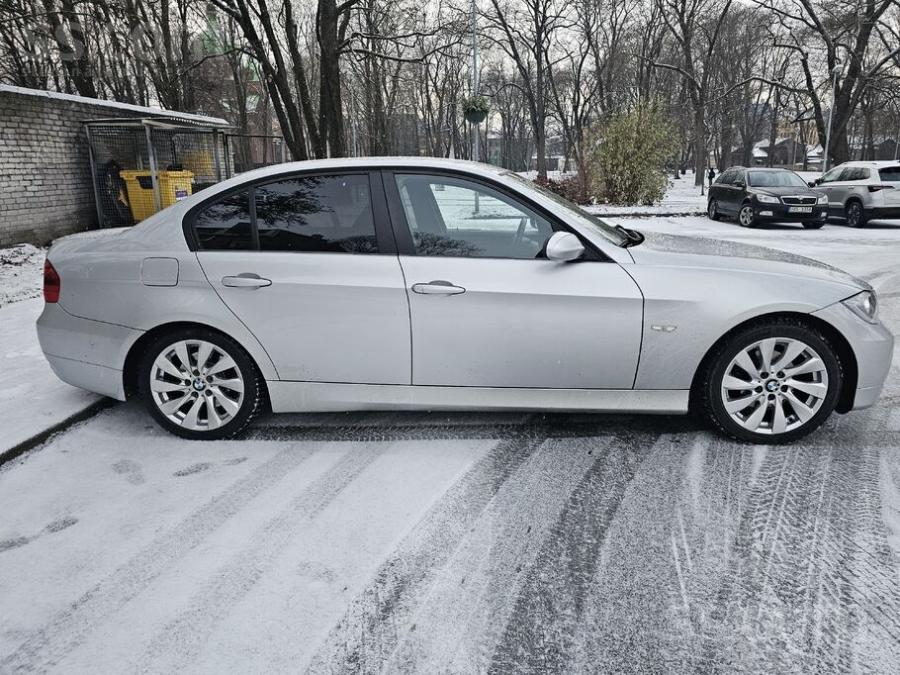 Pelēks BMW 320 2005 Rīga, ar dzinēja tilpumu 2.00 L un nobraukumu 367 tūkst. km par 4950 €, foto 6 vietnē AUTOMOTO.COM.LV
