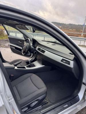 Pelēks BMW 320 2005 Viļņa, ar dzinēja tilpumu 2.00 L un nobraukumu 379 tūkst. km par 3499 €, foto 9 vietnē AUTOMOTO.COM.LV