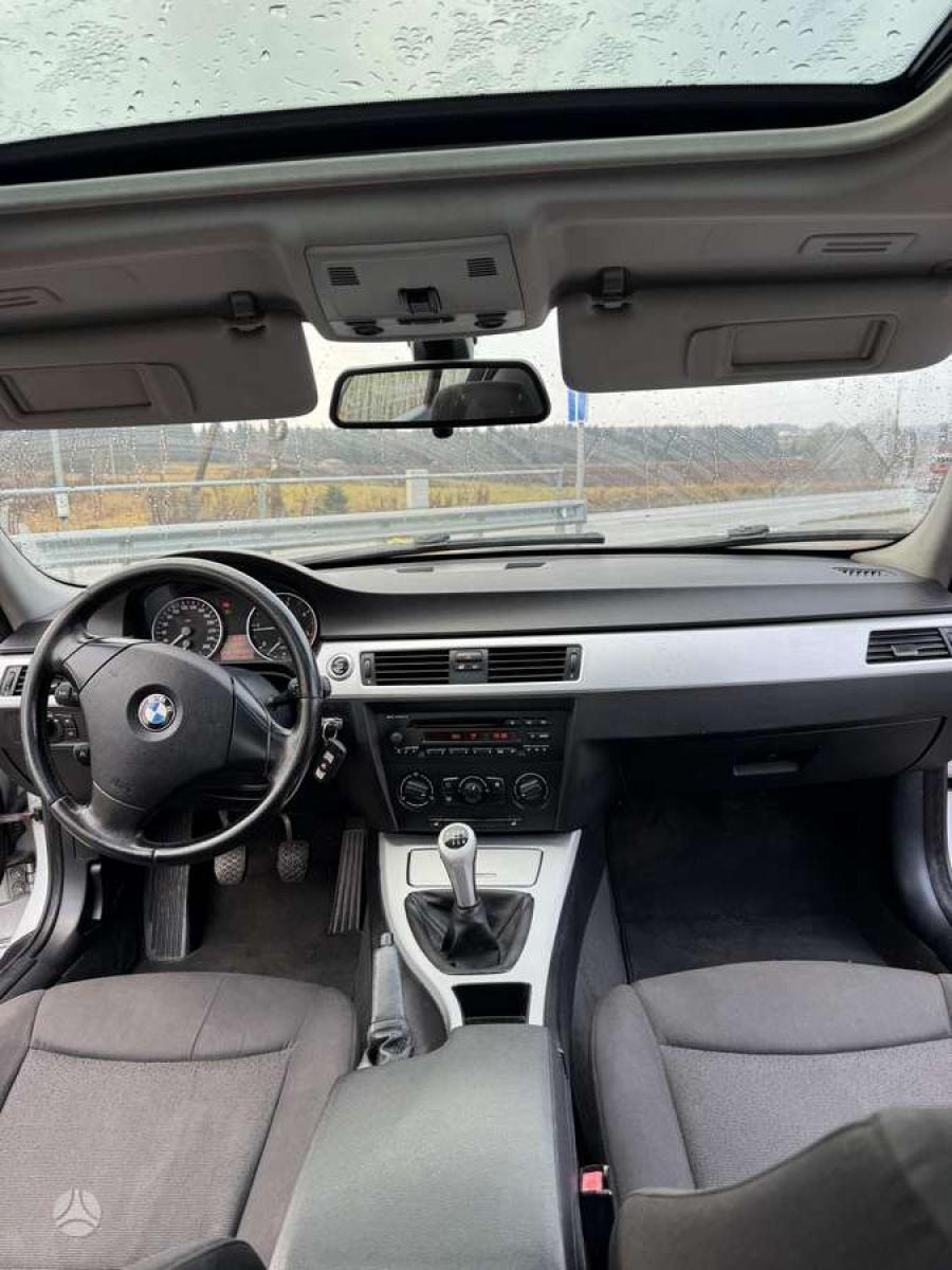 Pelēks BMW 320 2005 Viļņa, ar dzinēja tilpumu 2.00 L un nobraukumu 379 tūkst. km par 3499 €, foto 11 vietnē AUTOMOTO.COM.LV