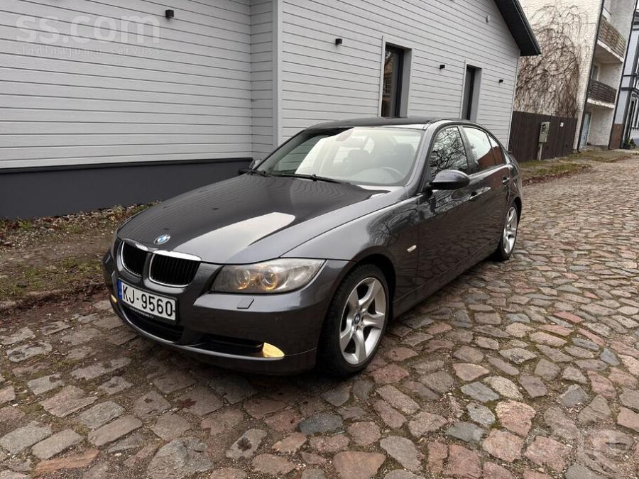 Pelēks BMW 320 2005 Liepāja, ar dzinēja tilpumu 2.00 L un nobraukumu 404 tūkst. km par 4400 €, foto 1 vietnē AUTOMOTO.COM.LV