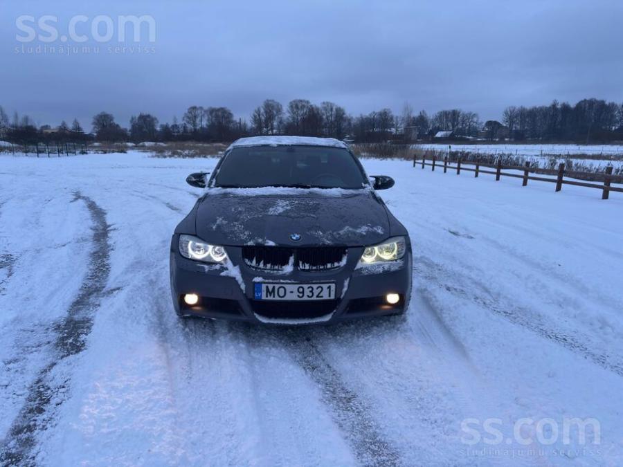 Grey BMW 320 2005 in Valmiera, with an engine capacity of 2.00 L and mileage of 333 thousand km for 3900 €, photo 1 on AUTOMOTO.COM.LV