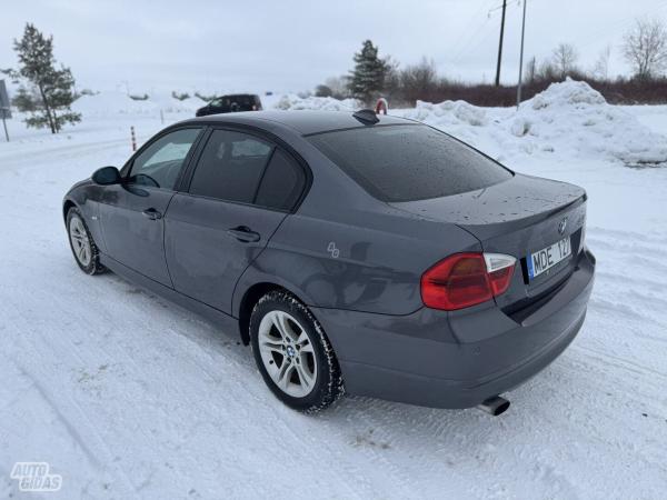 Pelēks BMW 320 2005 Palanga, ar dzinēja tilpumu 2.00 L un nobraukumu 380 tūkst. km par 2650 €, foto 2 vietnē AUTOMOTO.COM.LV