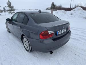 Grey BMW 320 2005 in Palanga, with an engine capacity of 2.00 L and mileage of 380 thousand km for 2650 €, photo 13 on AUTOMOTO.COM.LV