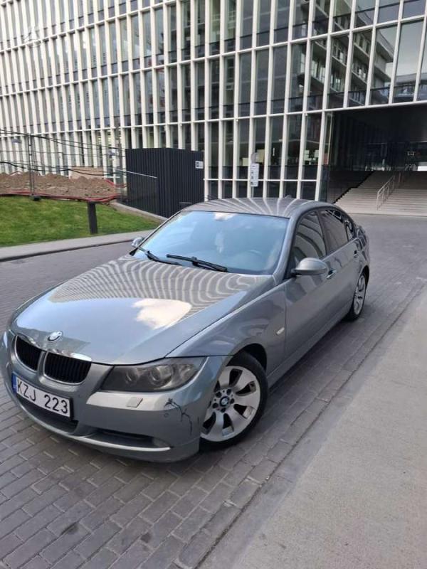 Grey BMW 320 2005 in Vilnius, with an engine capacity of 2.00 L and mileage of 300 thousand km for 3000 €, photo 7 on AUTOMOTO.COM.LV