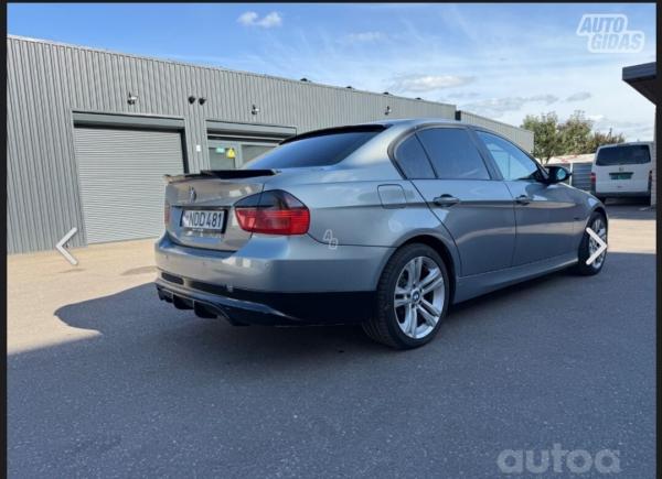 Grey BMW 320 2005 in Alytus, with an engine capacity of 2.00 L and mileage of 317 thousand km for 2500 €, photo 5 on AUTOMOTO.COM.LV