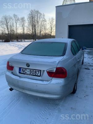Pelēks BMW 320 2005 Ogre, ar dzinēja tilpumu 2.00 L un nobraukumu 270 tūkst. km par 3200 €, foto 2 vietnē AUTOMOTO.COM.LV