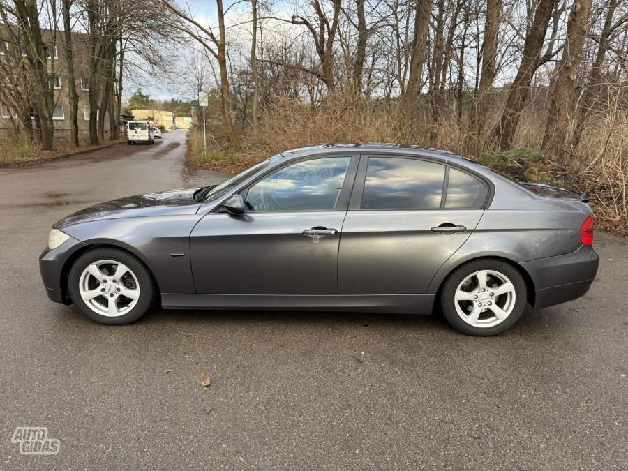 Grey BMW 320 2005 in Klaipeda, with an engine capacity of 2.00 L and mileage of 283 thousand km for 4300 €, photo 9 on AUTOMOTO.COM.LV