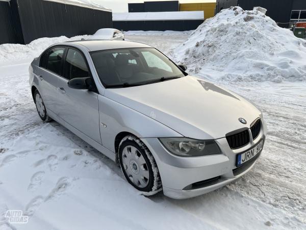 Pelēks BMW 320 2005 Kauņa, ar dzinēja tilpumu 2.00 L un nobraukumu 320 tūkst. km par 2600 €, foto 9 vietnē AUTOMOTO.COM.LV