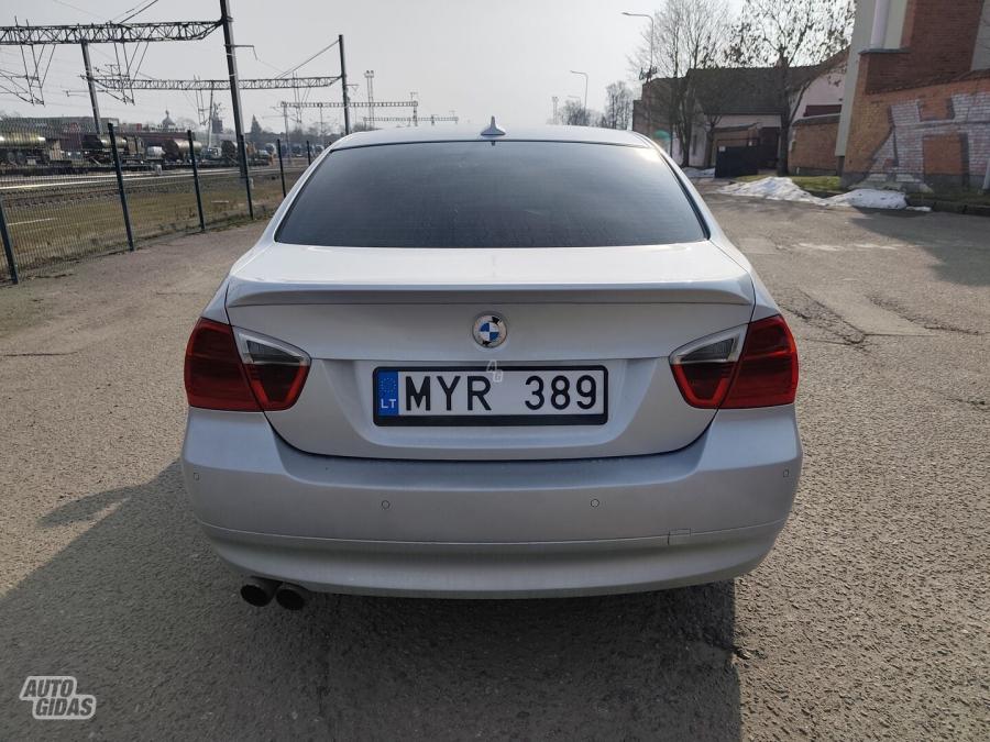 Pelēks BMW 320 2005 Šauļi, ar dzinēja tilpumu 2.00 L un nobraukumu 337 tūkst. km par 3400 €, foto 6 vietnē AUTOMOTO.COM.LV