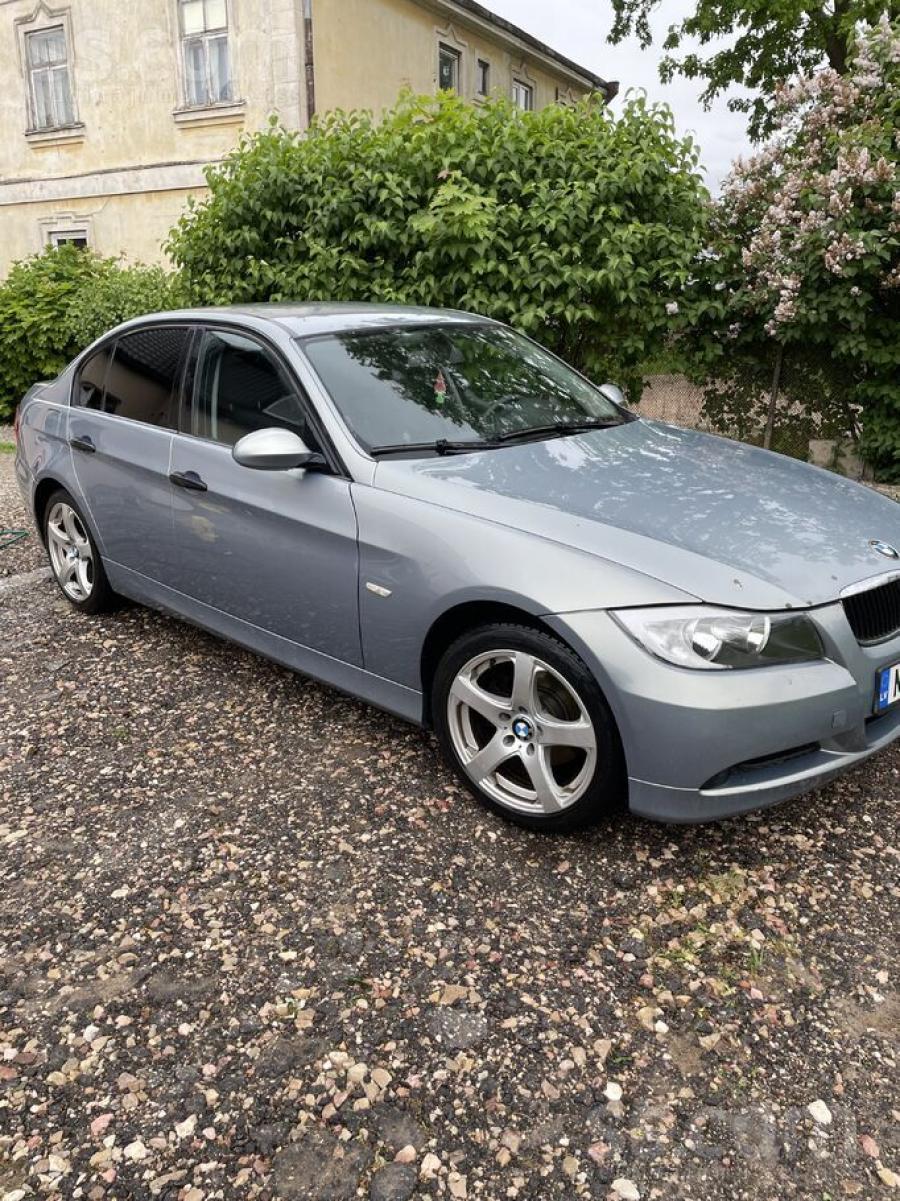 Pelēks BMW 320 2005 Bauska, ar dzinēja tilpumu 2.00 L un nobraukumu 0 tūkst. km par 2600 €, foto 7 vietnē AUTOMOTO.COM.LV