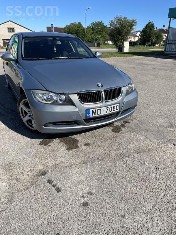 Grey BMW 320 2005 in Bauska, with an engine capacity of 2.00 L and mileage of 380 thousand km for 2450 €, photo 2 on AUTOMOTO.COM.LV