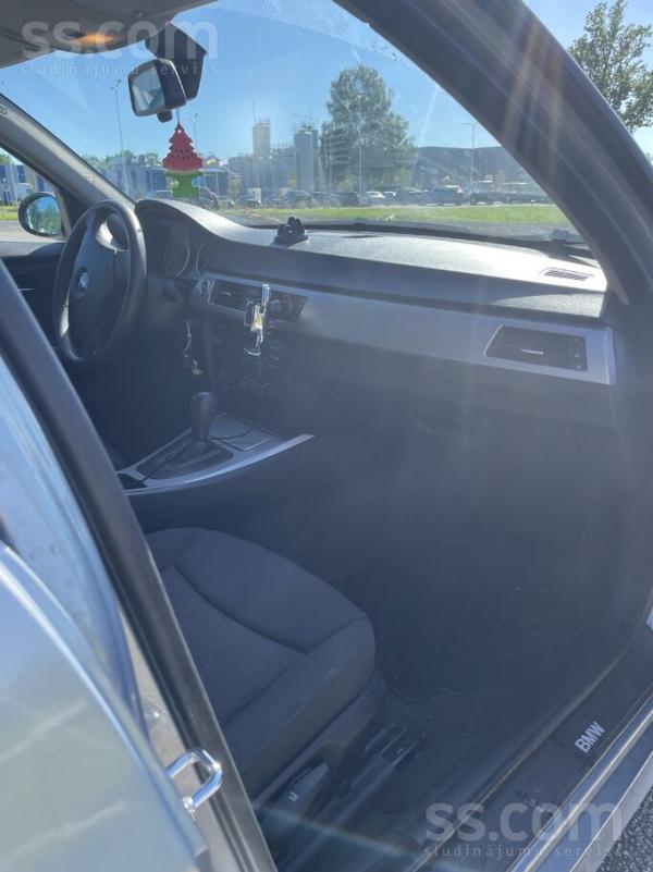 Grey BMW 320 2005 in Bauska, with an engine capacity of 2.00 L and mileage of 380 thousand km for 2450 €, photo 6 on AUTOMOTO.COM.LV