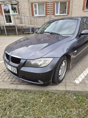 Grey BMW 320 2005 in Saldus, with an engine capacity of 2.00 L and mileage of 500 thousand km for 2300 €, photo 3 on AUTOMOTO.COM.LV