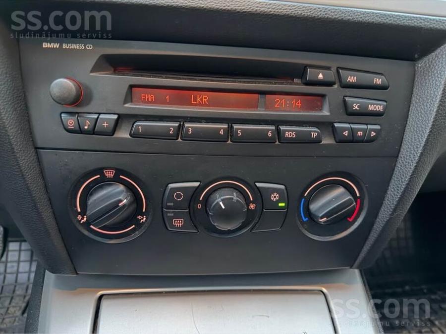 Grey BMW 320 2005 in Ventspils, with an engine capacity of 2.00 L and mileage of 342 thousand km for 3200 €, photo 6 on AUTOMOTO.COM.LV