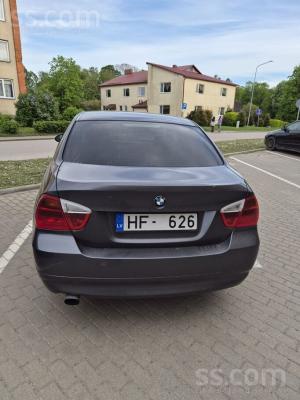 Pelēks BMW 320 2005 Saldus, ar dzinēja tilpumu 2.00 L un nobraukumu 350 tūkst. km par 2500 €, foto 6 vietnē AUTOMOTO.COM.LV