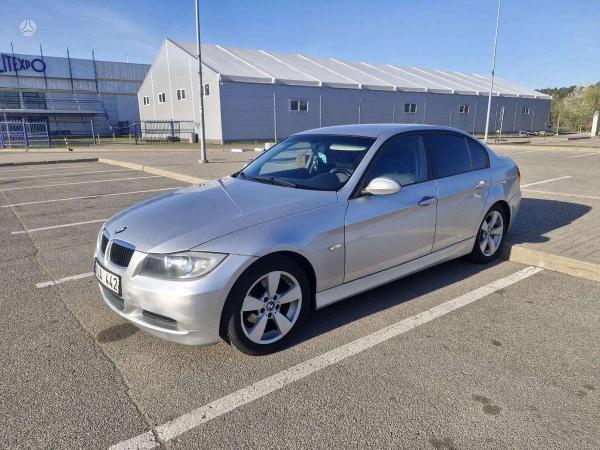 Grey BMW 320 2005 in Vilnius, with an engine capacity of 2.00 L and mileage of 330 thousand km for 3400 €, photo 4 on AUTOMOTO.COM.LV
