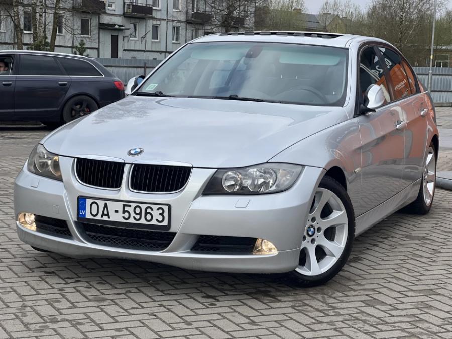 Grey BMW 320 2005 in Riga, with an engine capacity of 2.00 L and mileage of 321 thousand km for 5200 €, photo 3 on AUTOMOTO.COM.LV