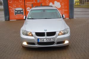 Grey BMW 320 2005 in Riga, with an engine capacity of 2.00 L and mileage of 321 thousand km for 5200 €, photo 11 on AUTOMOTO.COM.LV