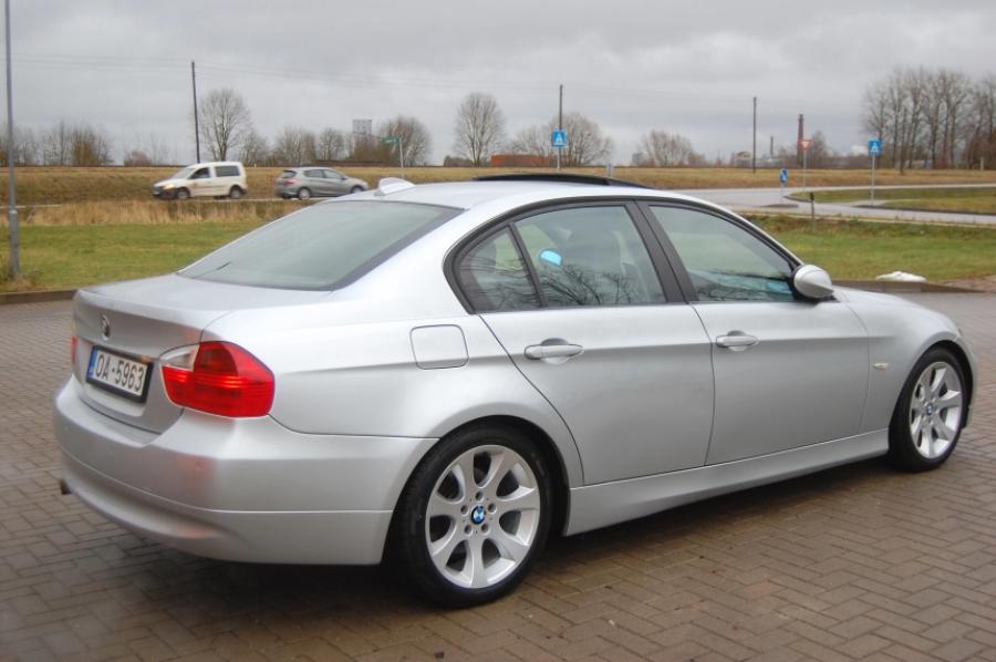 Grey BMW 320 2005 in Riga, with an engine capacity of 2.00 L and mileage of 321 thousand km for 5200 €, photo 14 on AUTOMOTO.COM.LV