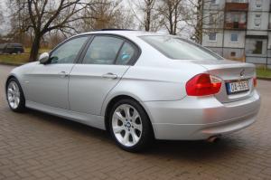 Grey BMW 320 2005 in Riga, with an engine capacity of 2.00 L and mileage of 321 thousand km for 5200 €, photo 16 on AUTOMOTO.COM.LV