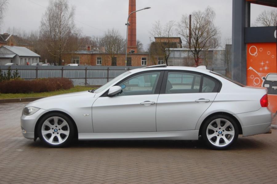 Grey BMW 320 2005 in Riga, with an engine capacity of 2.00 L and mileage of 321 thousand km for 5200 €, photo 20 on AUTOMOTO.COM.LV